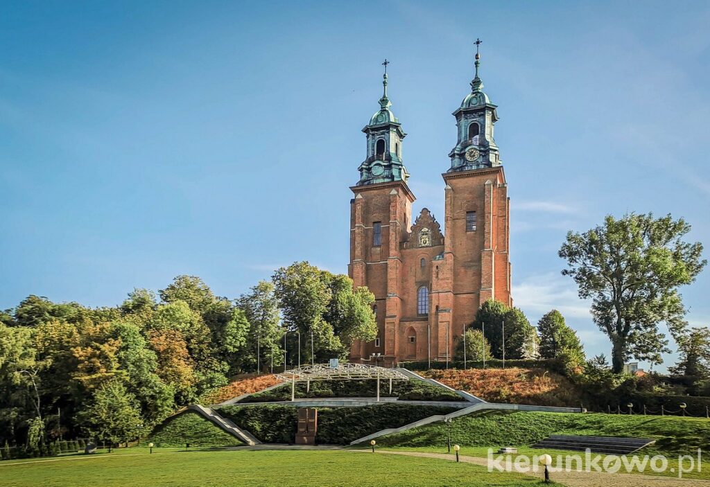 Wzgórze Lecha w Gnieźnie: katedra, skarbiec i 1000 lat historii ...